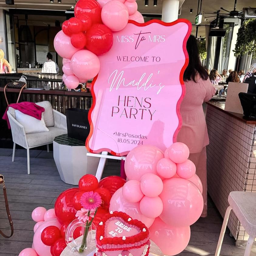 Pink and Red Wavy – Float. GC Events