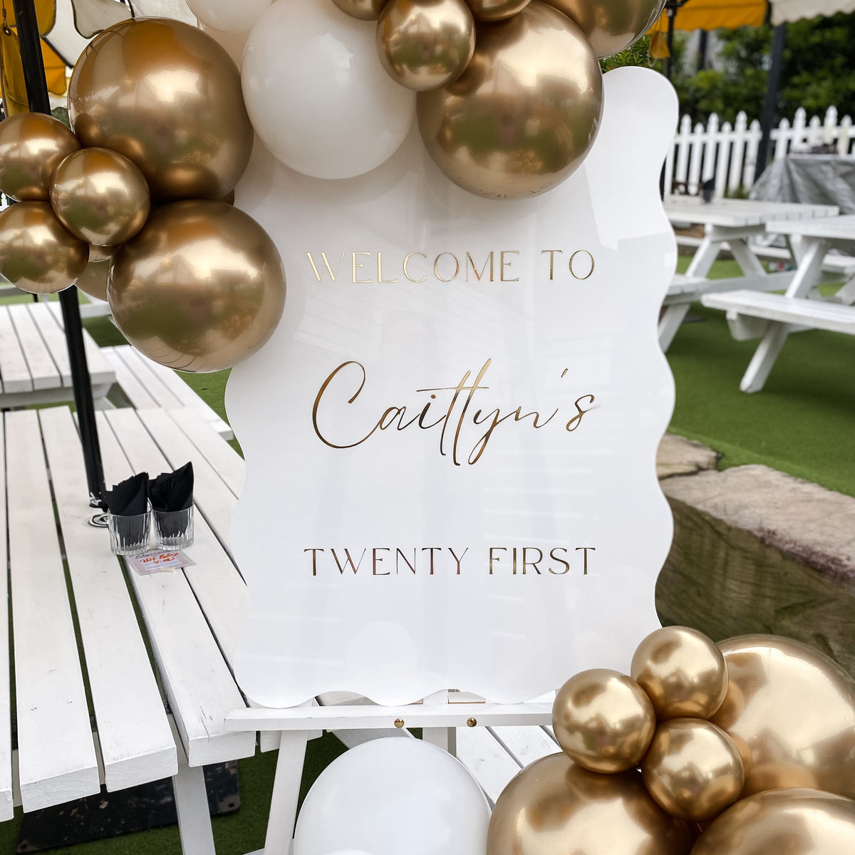 White Wavy – Float. GC Events